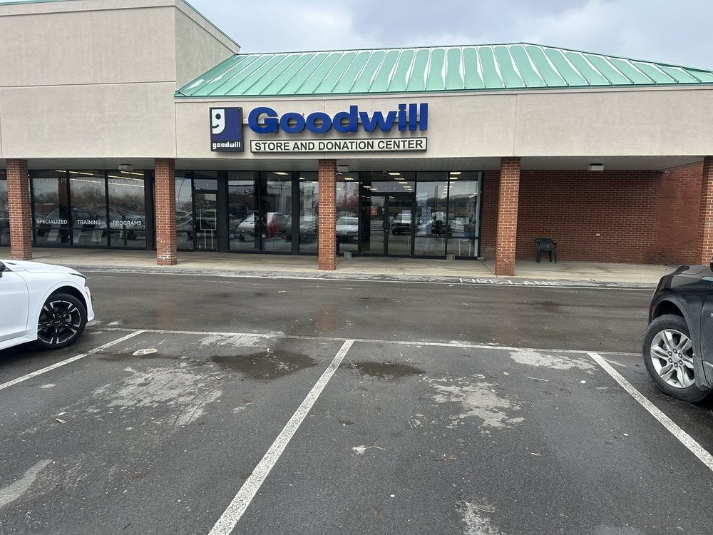 GOODWILL - Updated October 2025 - 2611 Ellwood Rd, New Castle ...