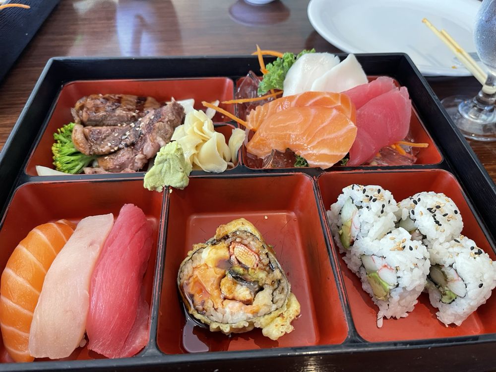 BLUEFIN SUSHI & THAI GRILL - Updated August 2025 - 212 Photos & 241 ...