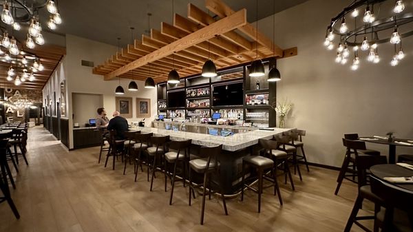 BISTRO 120 - Updated July 2024 - 240 Photos & 212 Reviews - 152 N ...