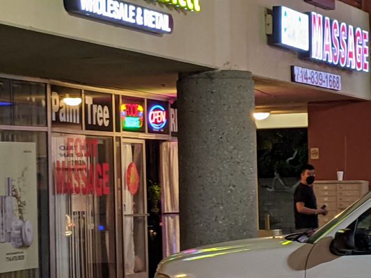 Palm Tree Foot Massage Updated May 2025 40 Photos And 200 Reviews 10161 Bolsa Ave