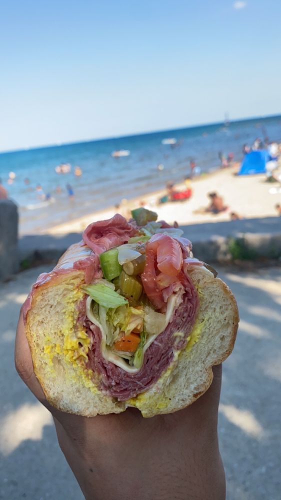 HOLLYWOOD DELI - Updated December 2025 - 19 Photos & 37 Reviews - 5700 ...