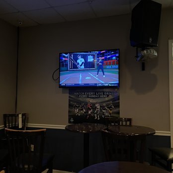 THE RAIL YARD TAVERN - Updated December 2025 - 243 Photos & 290 Reviews ...