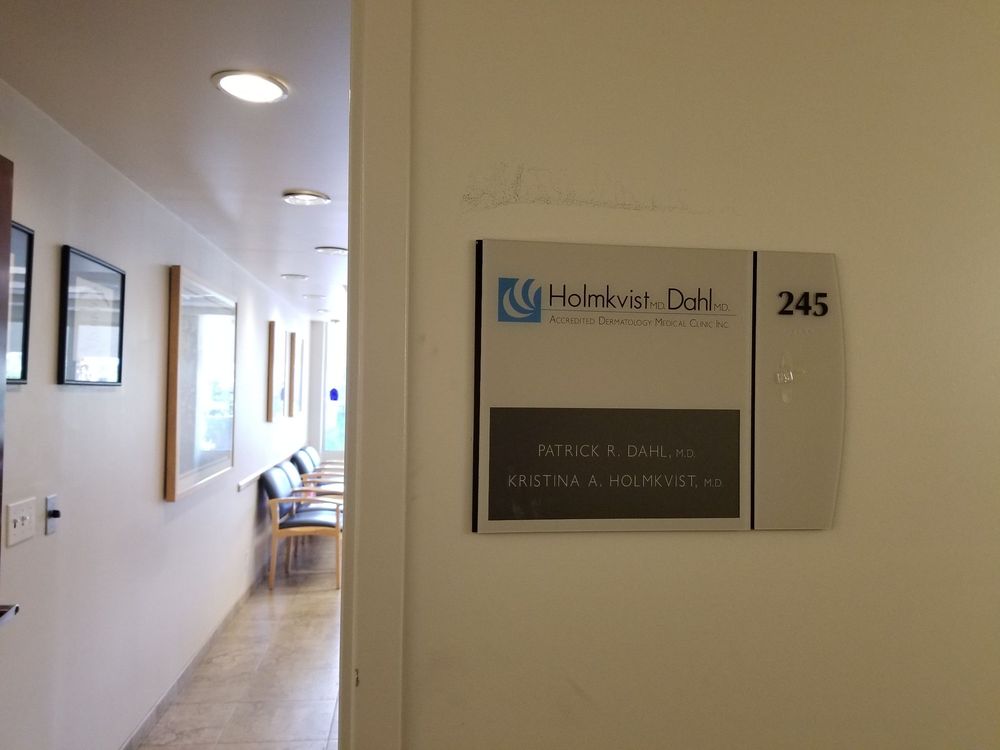 DAHL PATRICK R MD - Updated January 2026 - 19 Reviews - 301 W ...