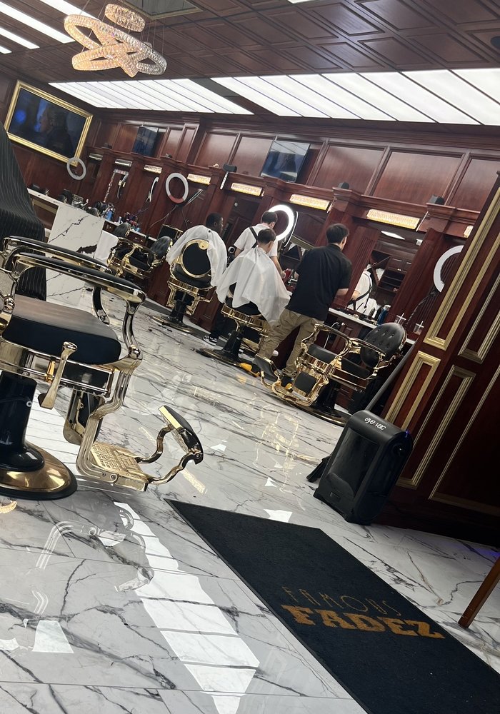 FAMOUS FADEZ - 618 E Golf Rd, Arlington Heights, Illinois - Barbers ...