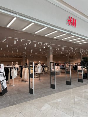 H&M - Updated May 2026 - 11 Photos & 19 Reviews - 2855 Stevens Creek ...