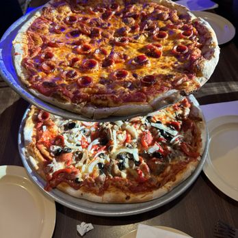 CONTE’S PIZZA AND BAR - Updated December 2025 - 198 Photos & 411 ...