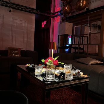 ESCONDIDO LOUNGE - Updated January 2026 - 44 Photos & 18 Reviews - 1617 ...