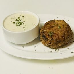 THE PUB AT TWO MILE CORNER - Updated December 2025 - 62 Photos & 98 ...