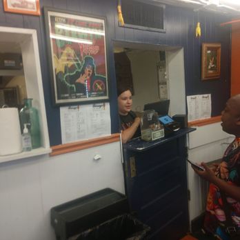 BERWYN CHICKEN - Updated January 2025 - 36 Photos & 38 Reviews - 7021 ...