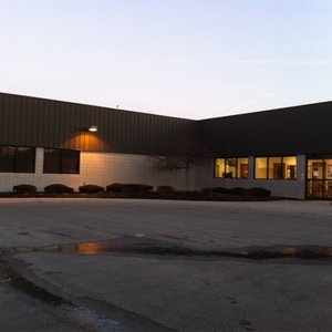 AMAZON HUB LOCKER - Updated January 2026 - 20 Reviews - 2114 N High St ...