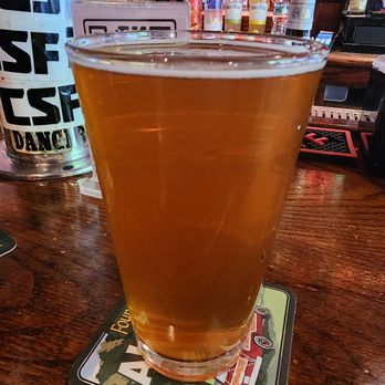 ALLIGATOR LOUNGE - Updated February 2025 - 222 Photos & 566 Reviews ...