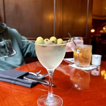 SHUCKERS OYSTER BAR - Updated April 2025 - 658 Photos & 615 Reviews ...