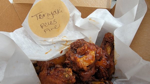 I WINGZ - Updated April 2025 - 56 Photos & 101 Reviews - 2445 25th St ...