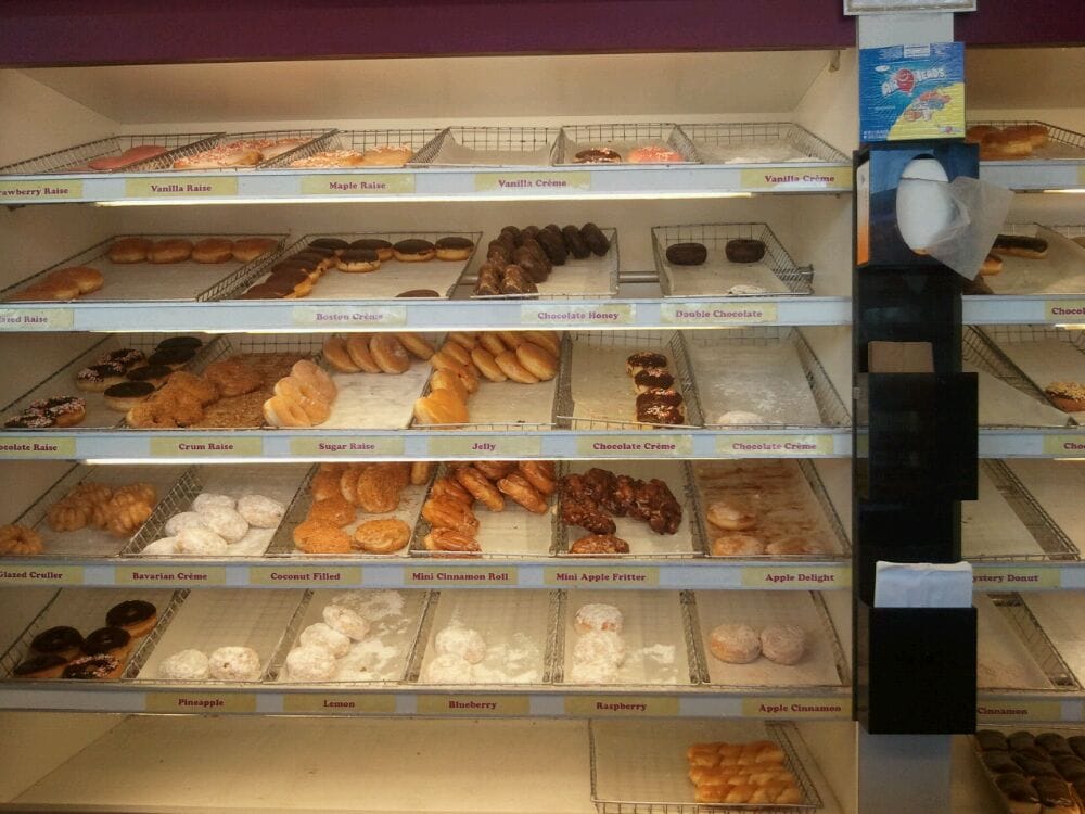 RAINBOW DONUTS - Updated August 2024 - 14 Photos & 23 Reviews - 5001 W ...