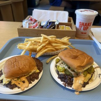 FOR THE WIN - Updated August 2024 - 738 Photos & 1096 Reviews - 6221 ...