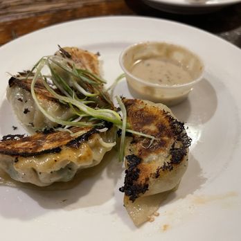 PINWHEEL GARDEN DUMPLING & NOODLE BAR - Updated July 2024 - 620 Photos ...