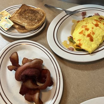 G & G RESTAURANT - Updated July 2025 - 108 Photos & 152 Reviews - 149 ...