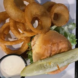 FLOWING TIDE PUB 10 - Updated October 2025 - 99 Photos & 77 Reviews ...