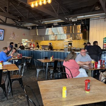 BOONEDOGS - Updated November 2024 - 215 Photos & 108 Reviews - 5902 Old ...