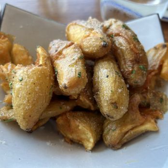 MEROIS - Updated December 2024 - 957 Photos & 312 Reviews - 8430 Sunset ...