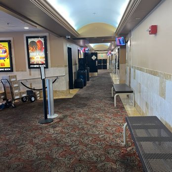 LAKE ELSINORE DIAMOND 8 CINEMAS - Updated June 2026 - 39 Photos & 105 ...