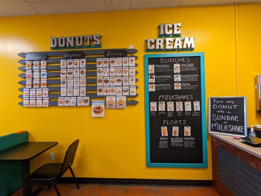 DESERT DONUTS - 307 Photos & 407 Reviews - 3134 W Carefree Hwy, Phoenix ...