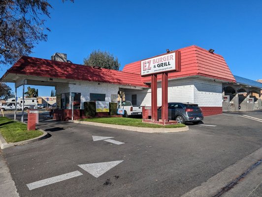 EZ BURGER & GRILL - Updated December 2025 - 302 Photos & 541 Reviews ...