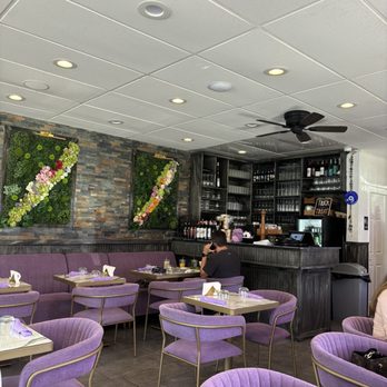 LAVENDER CAFE & BISTRO - Updated December 2025 - 189 Photos & 97 ...