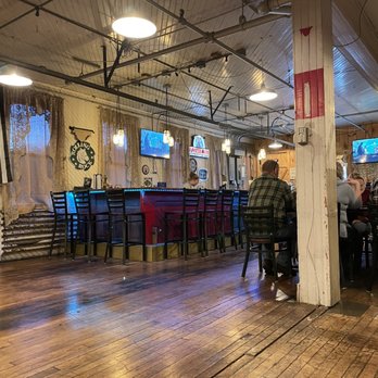 MAIN STREET MOONSHINE - Updated December 2025 - 20 Photos & 10 Reviews - 101 W Main St ...