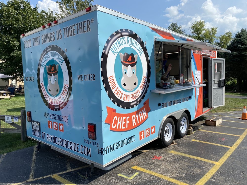 RHYNO’S ROADSIDE - Updated August 2024 - 39W149 Plank Rd, Elgin ...