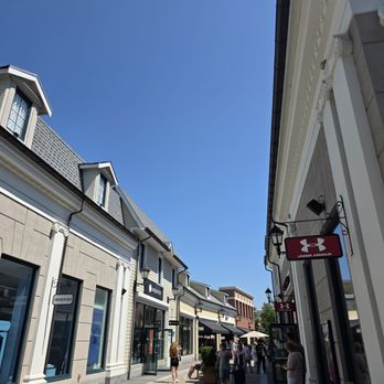MCARTHURGLEN DESIGNER OUTLET - Updated December 2025 - 508 Photos & 133 ...