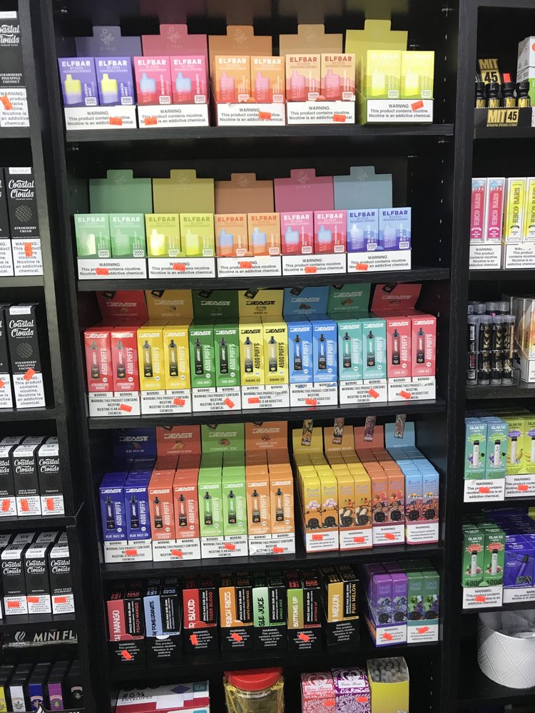 E-Z MART AND SMOKE - Updated December 2025 - 10 Photos - 1101 E ...