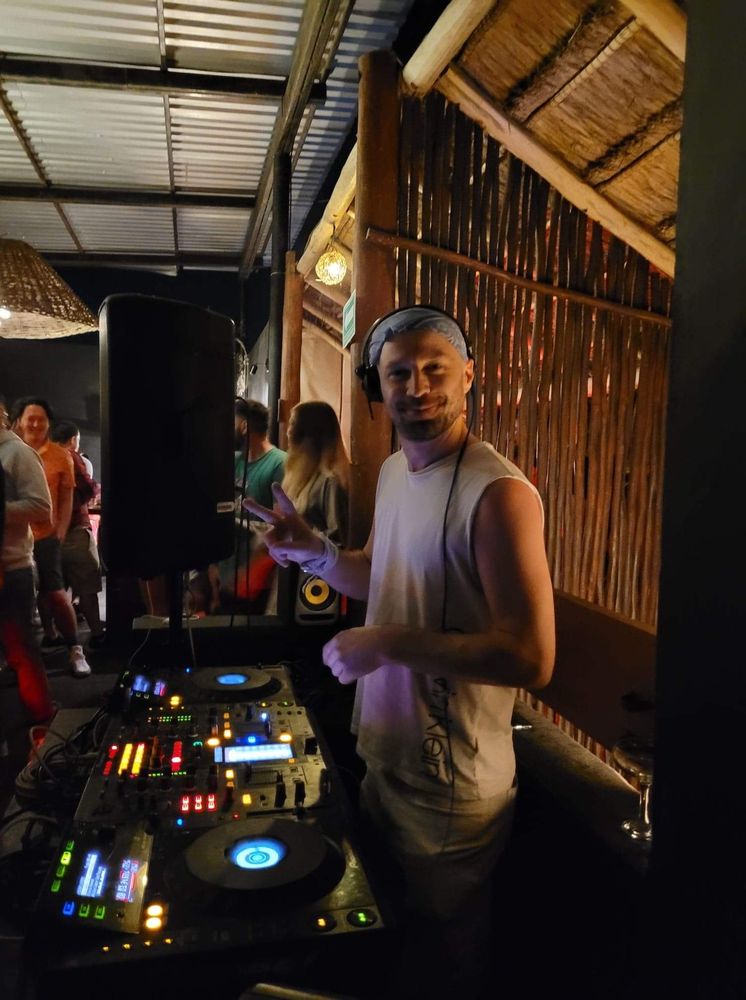 DJ CBY AKA FROSTY CAT - Waltham, Massachusetts - DJs - Phone Number - Yelp