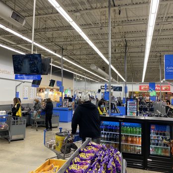 WALMART - Updated January 2026 - 156 Photos & 270 Reviews - 5630 W ...