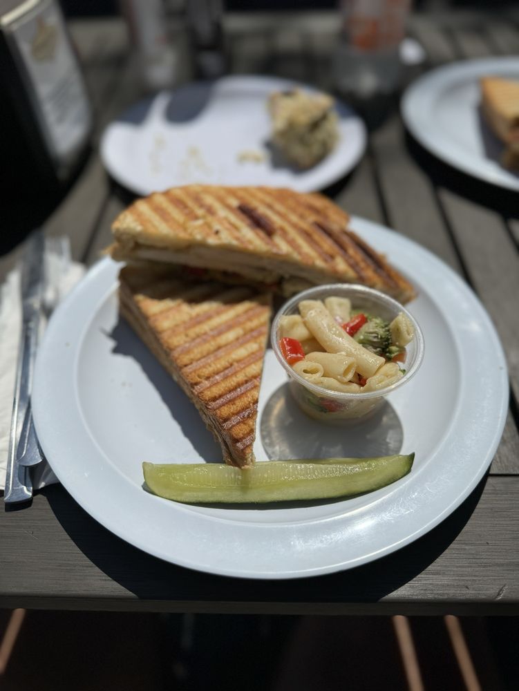 EMMA’S CAFE - Updated October 2025 - 76 Photos & 176 Reviews - 37 Main ...