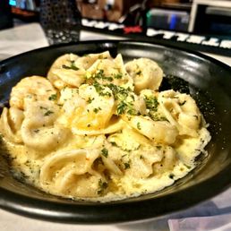 CHESA’S BISTRO & BAR - 82 Photos & 66 Reviews - 3235 W Addison St ...