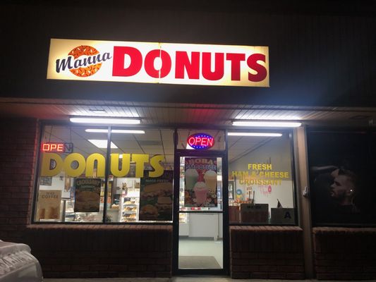 MANNA DONUTS - 17 Photos & 29 Reviews - 846 E 6th St, Beaumont, CA - Yelp