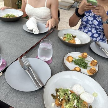 MAXIMÓN - Updated July 2024 - 946 Photos & 291 Reviews - 200 ...