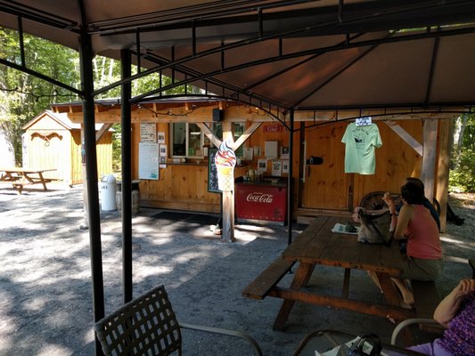 FROG ROCK - Updated August 2025 - 34 Photos & 18 Reviews - Pomfret Road ...