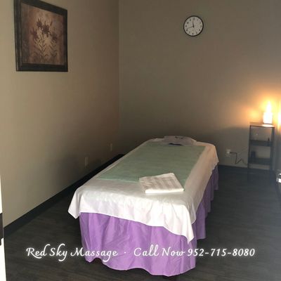 RED SKY MASSAGE - Updated December 2025 - 17 Photos - 808 Yellow Brick ...