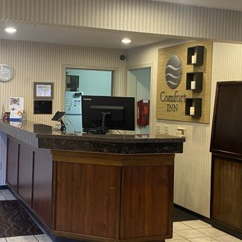 COMFORT INN ON THE BAY - Updated December 2025 - 71 Photos & 54 Reviews ...