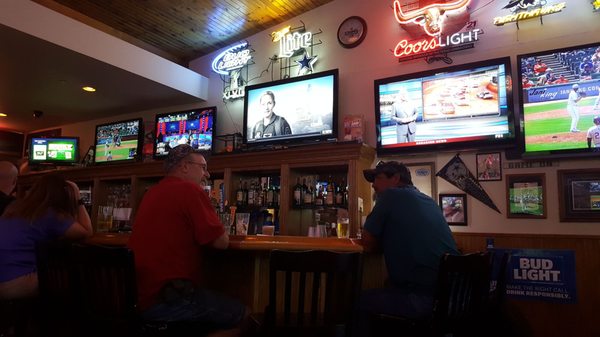 NORTHSIDE GRILL - 60 Photos & 85 Reviews - Burgers - 2710 Central Fwy ...