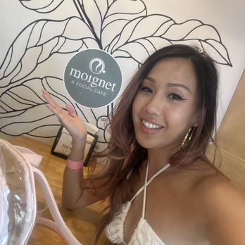 MOIGNET A SOCIAL CAFE - Updated October 2025 - 1287 Photos & 319 ...