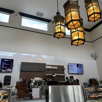 LE PARC CAFE - Updated October 2024 - 104 Photos & 38 Reviews - 997 N ...