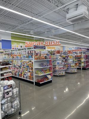 FIVE BELOW - Updated October 2025 - 12 Photos - 1925 Pawtucket Ave ...