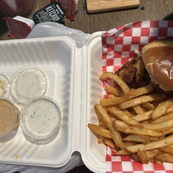 BIRDSIDE HTX - Updated July 2024 - 45 Photos & 16 Reviews - 1989 N Fry ...