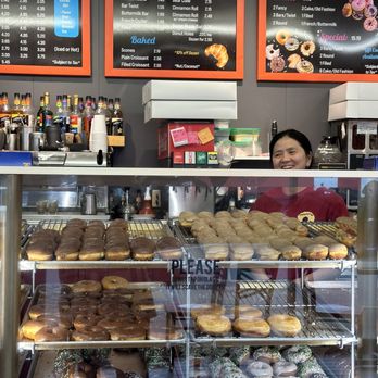 HAPPY DONUTS - Updated September 2024 - 154 Photos & 461 Reviews - 305 ...