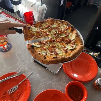 GIDO’S BRICK OVEN PIZZA AND ICE CREAM - Updated May 2024 - 33 Reviews ...