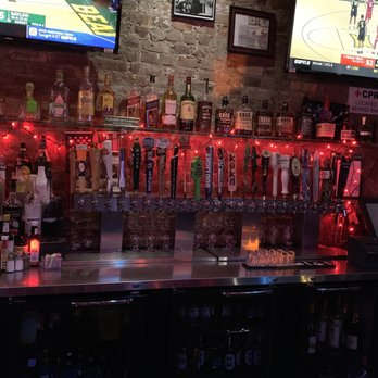 MR BIGGS BAR & GRILL - Updated September 2025 - 150 Photos & 329 ...