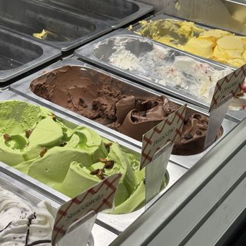 CARMEL BAKERY - Updated March 2025 - 1556 Photos & 1118 Reviews - Ocean ...